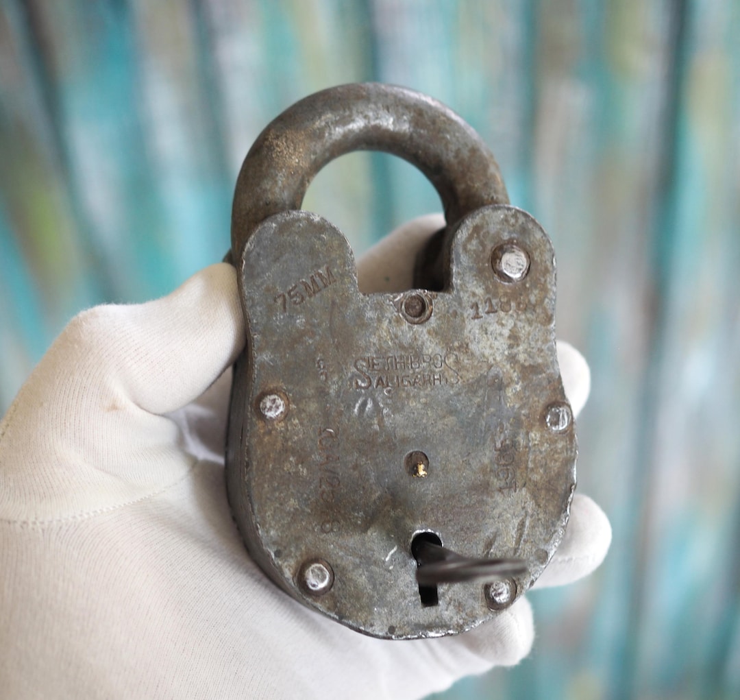 Vintage Iron Padlock | 75mm Forged Lock With Key | Sethbros Aligarh ...