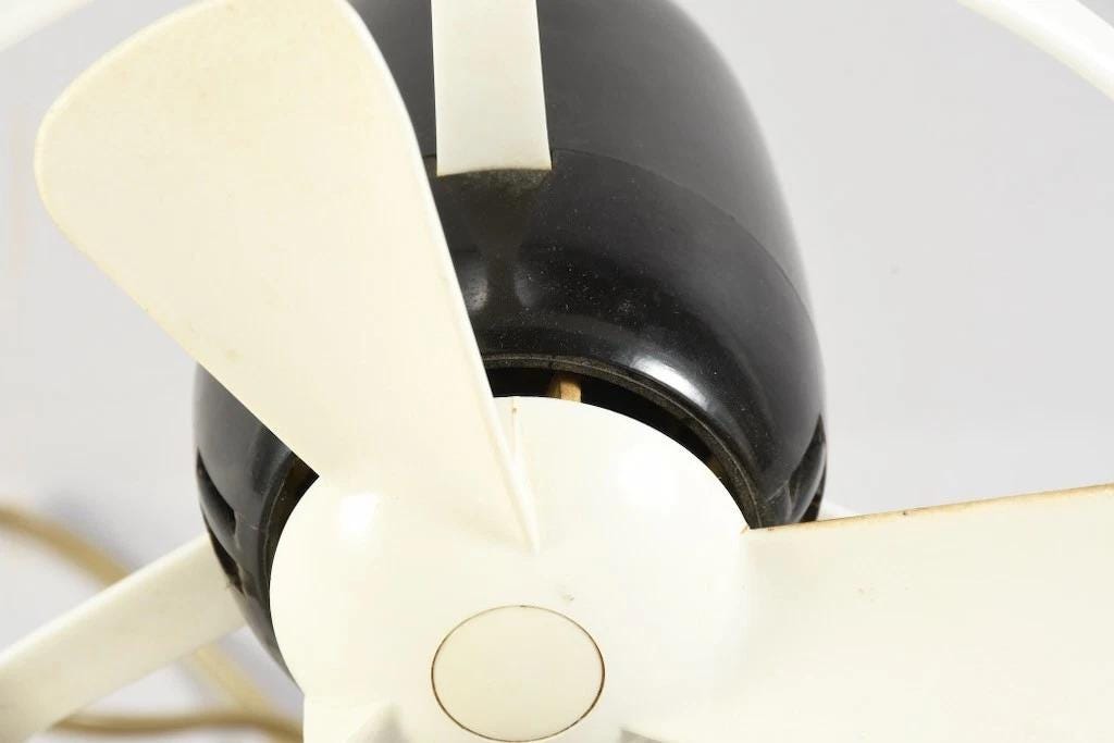 Mid-century Modern Black Bakelite Desk Fan | 1960s Electric Table Fan ...
