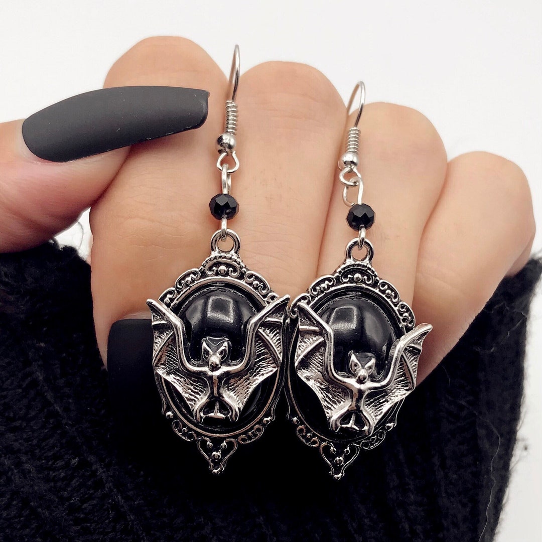 Cute Bat Earrings Black Bat Wings Vampire Jewelry Vampire Goth Earrings ...