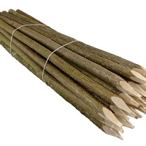 Walnut Wood Garden Fence Posts: Natural Pointed Pegs (height 80cm 25 ...