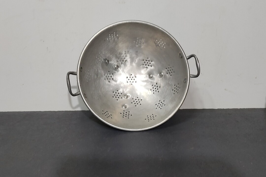 Aluminum Colander, Skimmer, Vintage Colander, Kitchen Decoration Art - Etsy