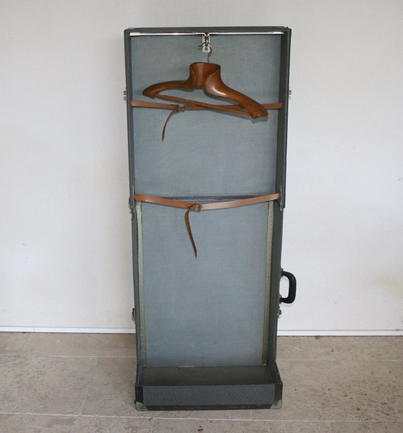 Wardrobe trunk, Large vintage suitcase, portable ward… - Gem