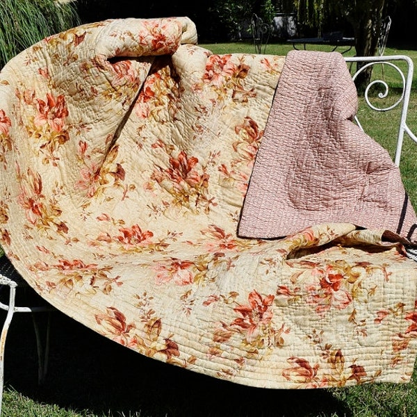 French Boutis Quilt - Etsy