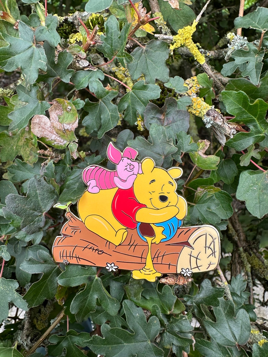 Pooh and Piglet Sleeping on a Tree Limited Edition 50 - Enamel Pin ...