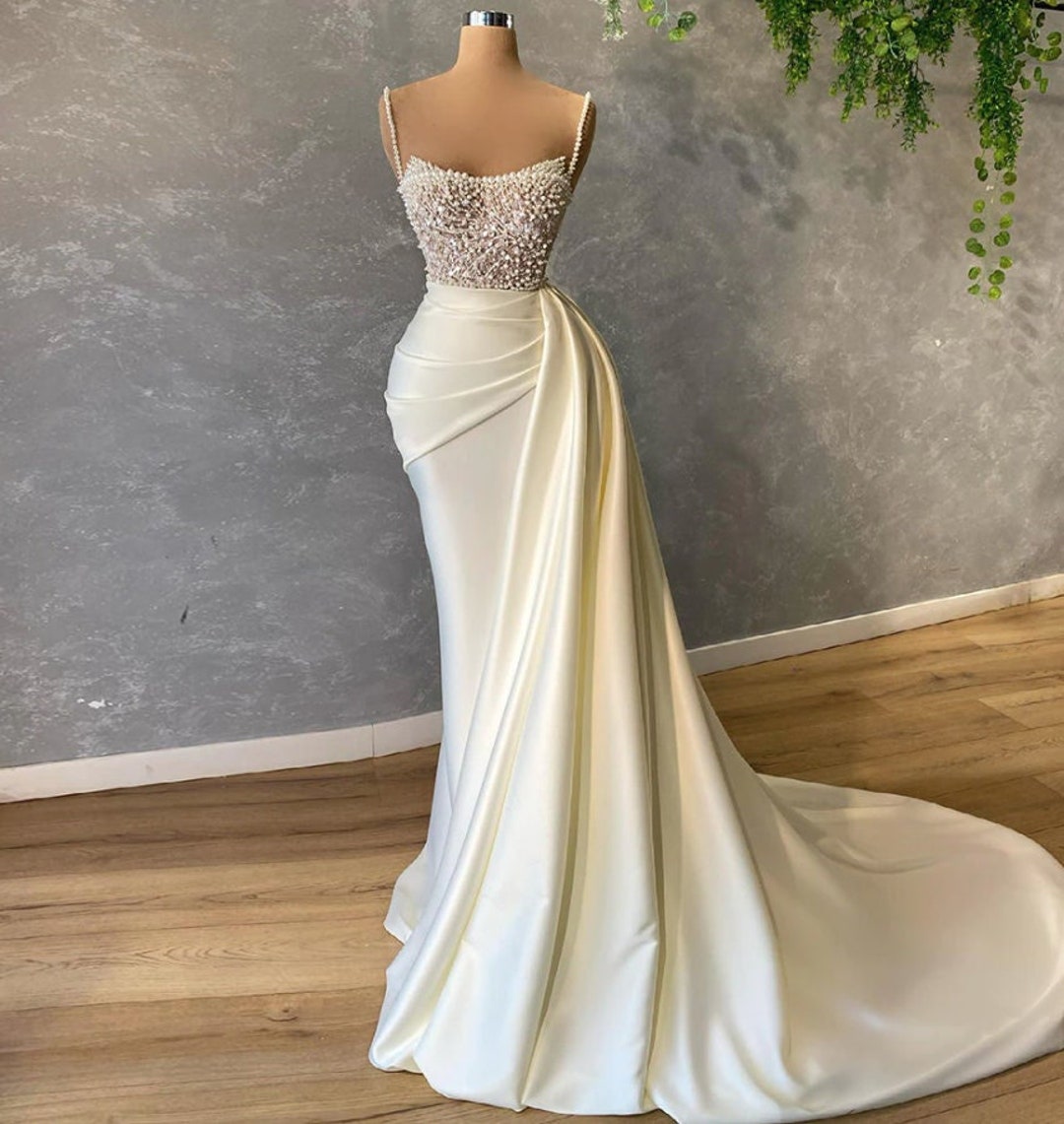 High Quality White Spaghetti Straps Women Wedding , Luxury Formal Prom ...