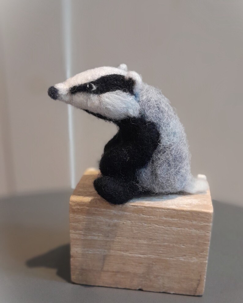 Badger Cute Needle Felted Figure Badger Ornament Figurine Felt Badger ...