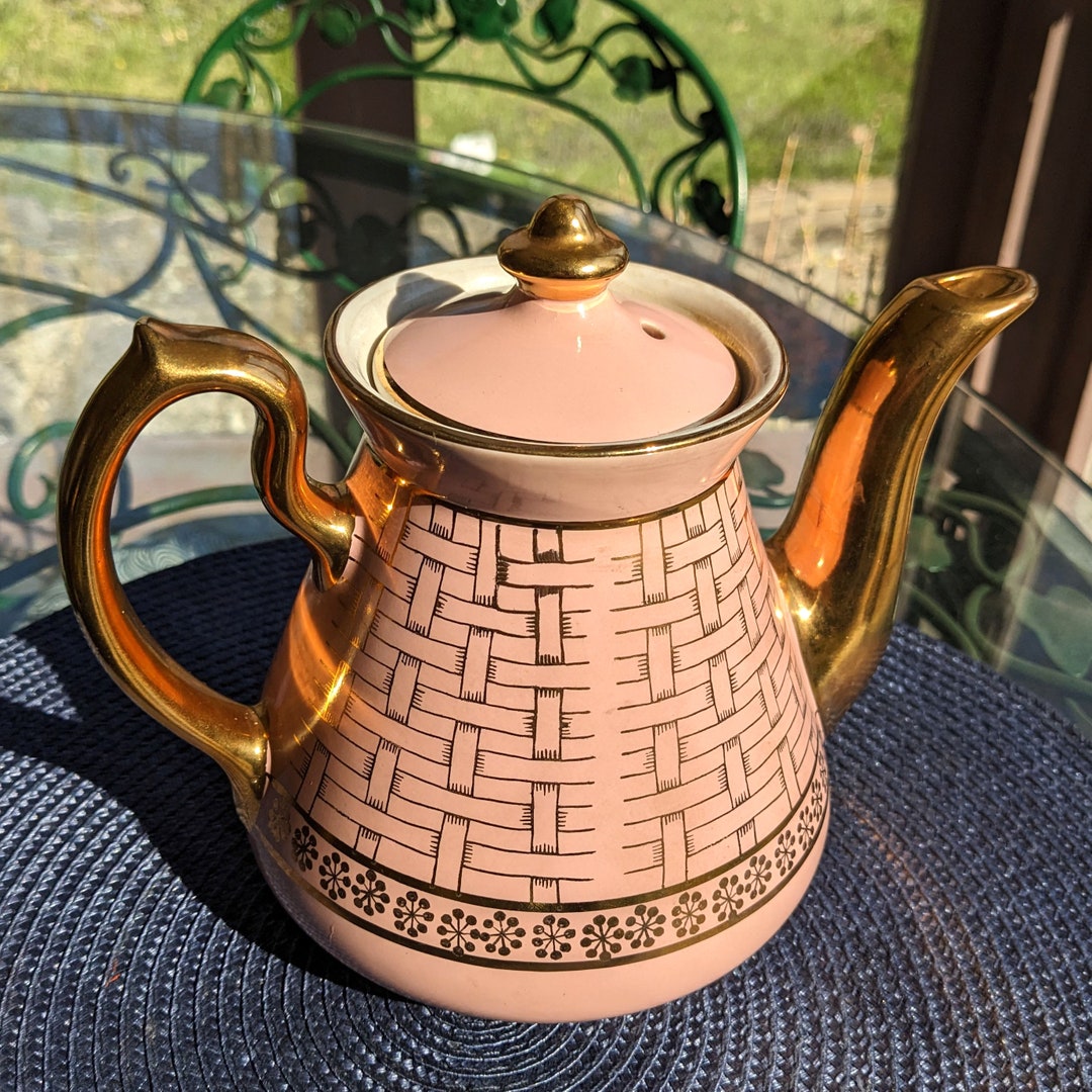Vintage HALL (USA) Pink-gold Basket Weave 6-cup Teapot - Etsy