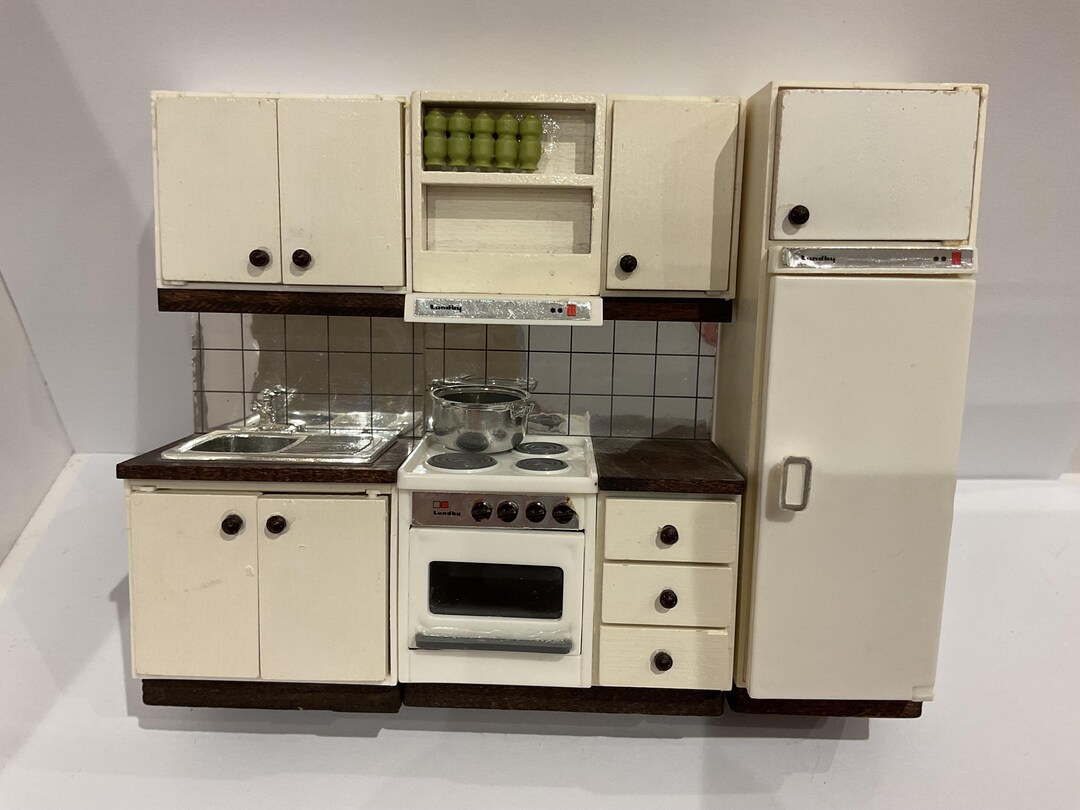 Vintage Lundby Kitchen With Sink and Fridge 16th Scale. - Etsy