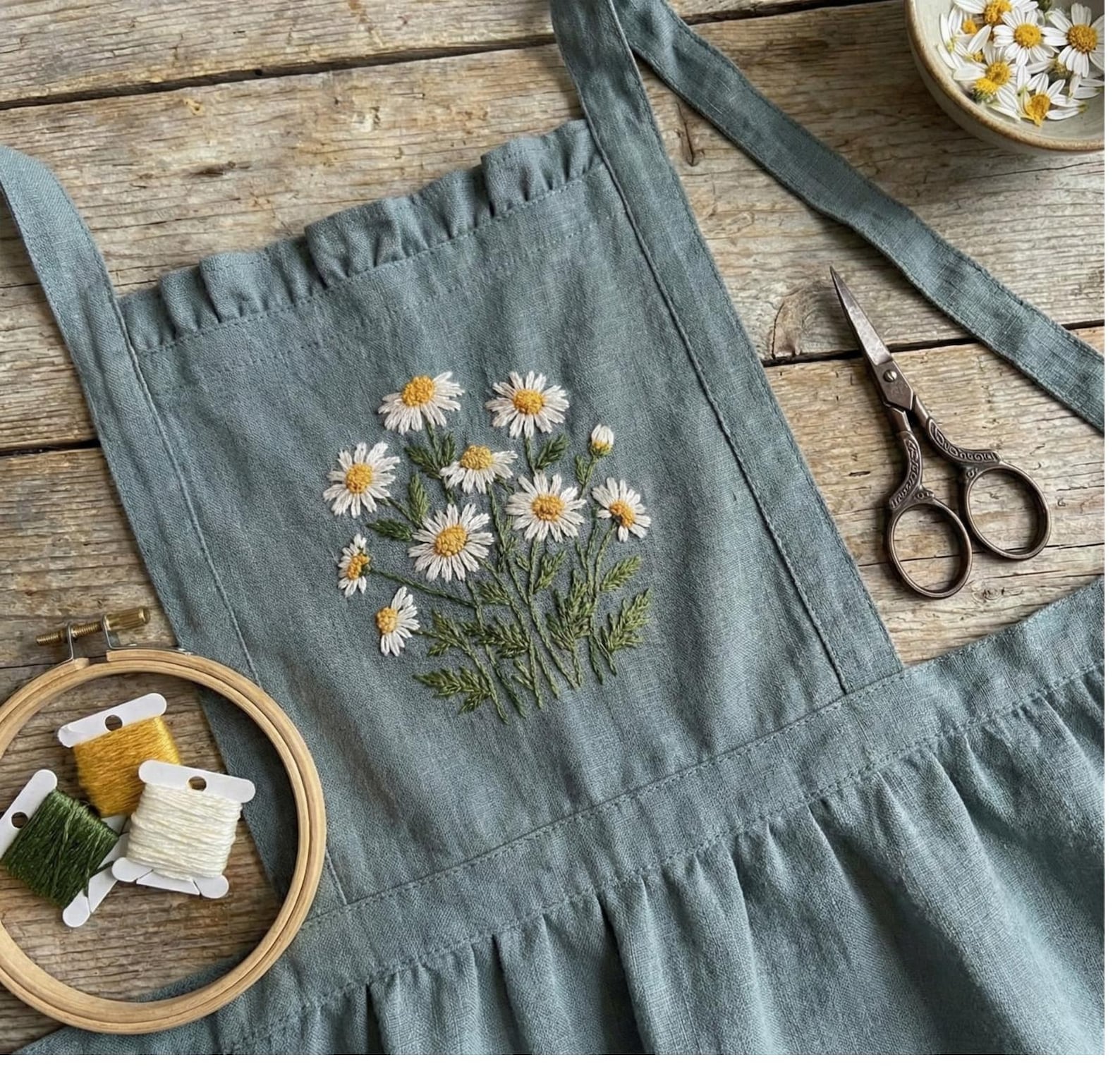 Hand Embroidered Linen Apron, Floral Design, Custom Kitchen Apron - Etsy