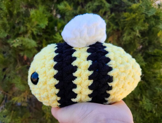 CROCHET PATTERN Bizzy Bee Bee Crochet Pattern Bumble Bee - Etsy