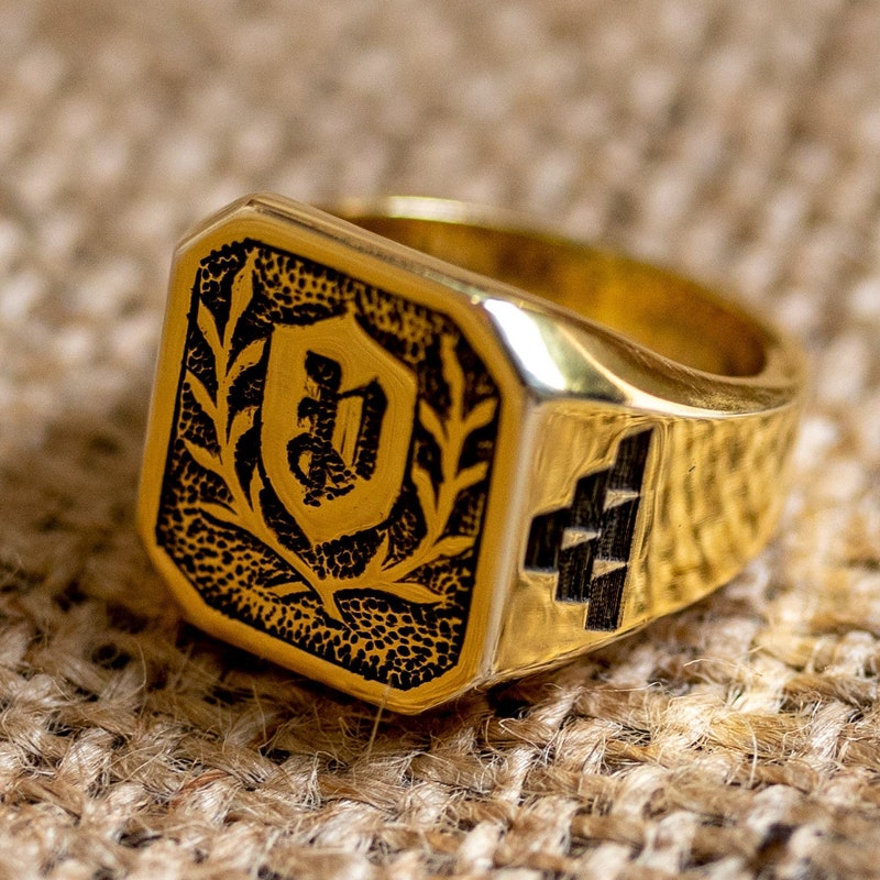 Signet Class Rings - Etsy
