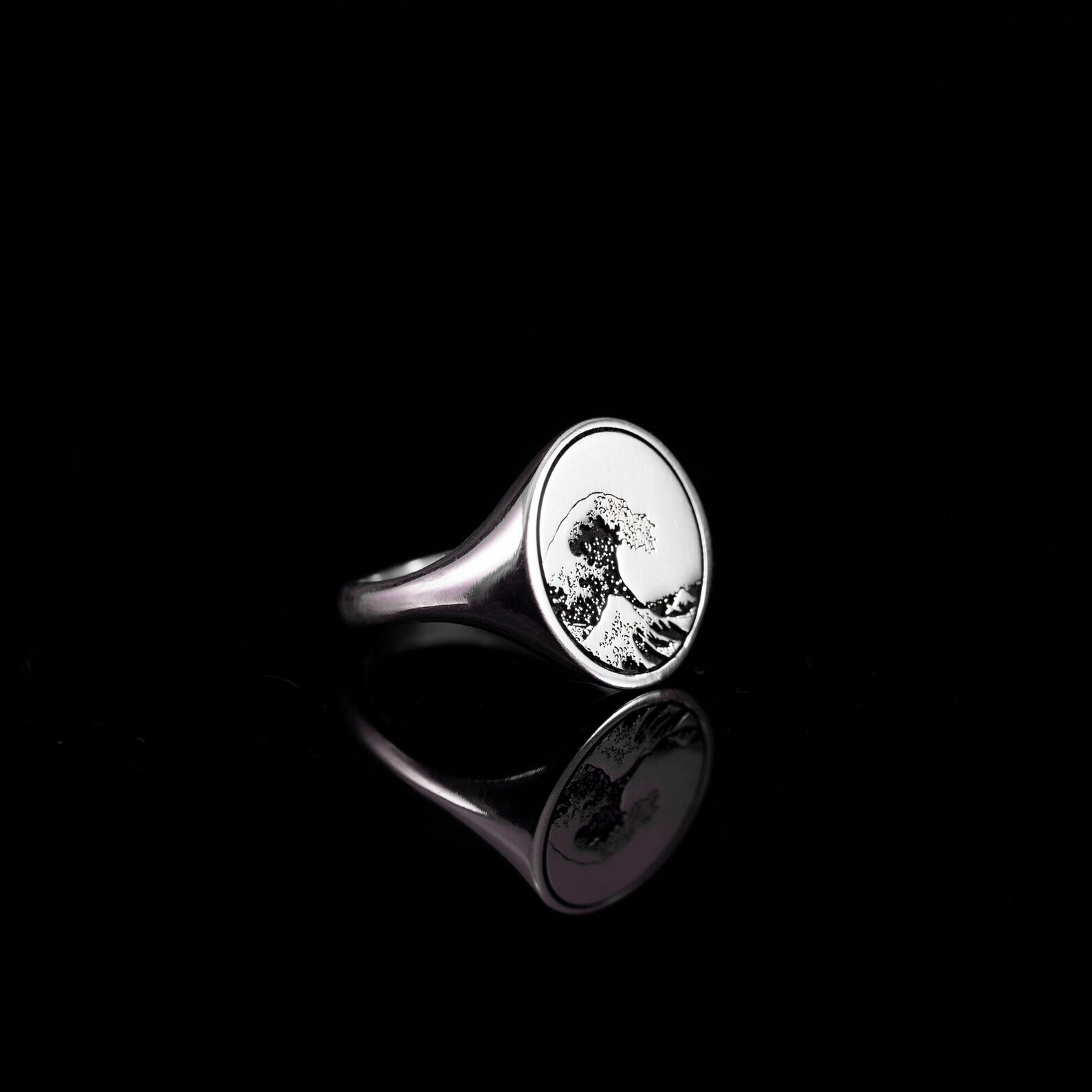The Great Wave off Kanagawa Ring, Kanagawa Oki Nami Ura Signet Ring, Sea Wave Pinky Rings ...