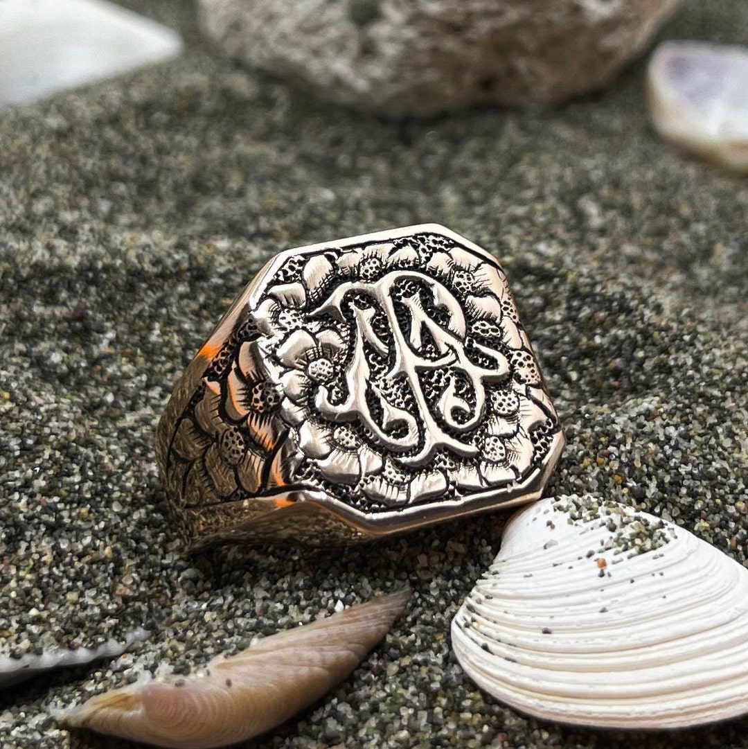 Floral Monogram Signet Ring, Custom Letters Ring, Personalized Monogram ...