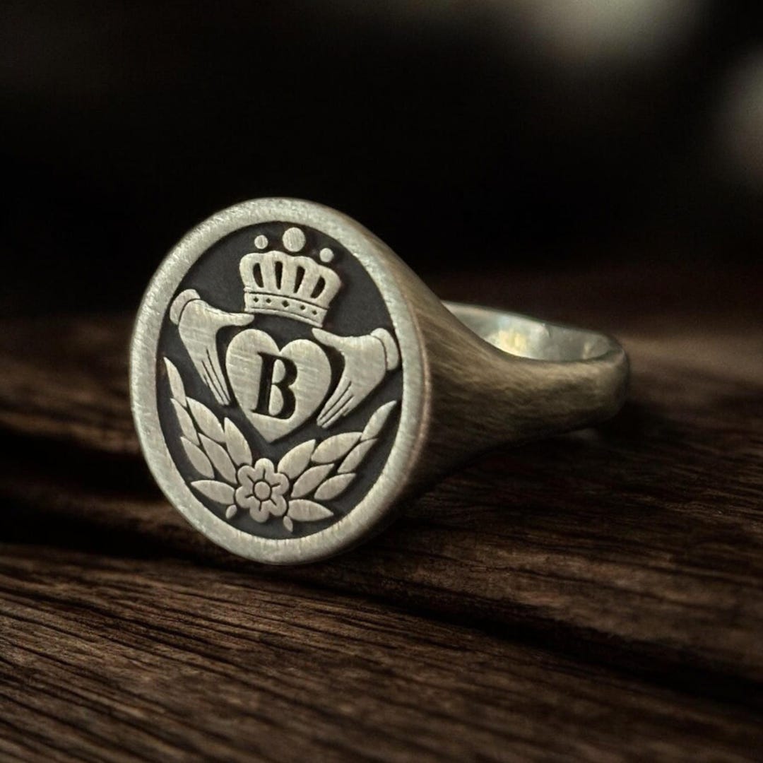 Claddagh Signet Ring, Celtic Claddagh Pinky Ring, Personalized Irish ...