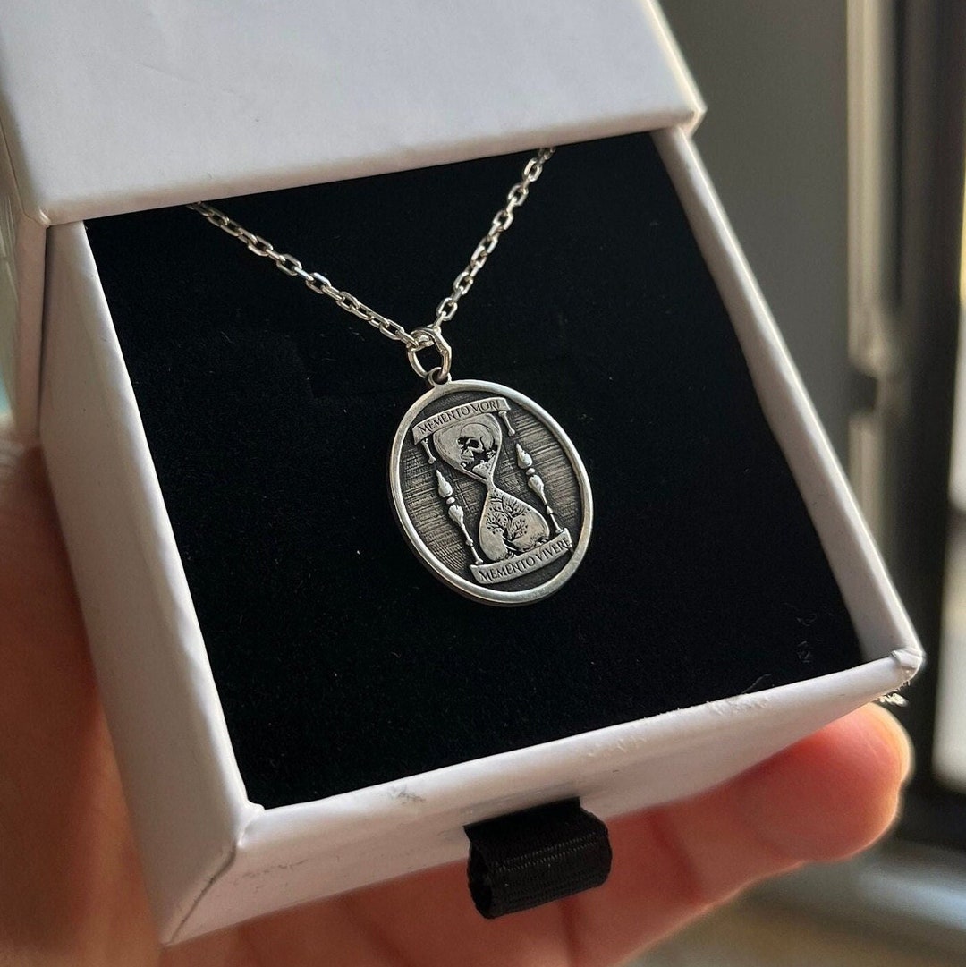 Memento Mori Memento Vivere Necklace, Stoicism Pendant Men, Sand Watch ...