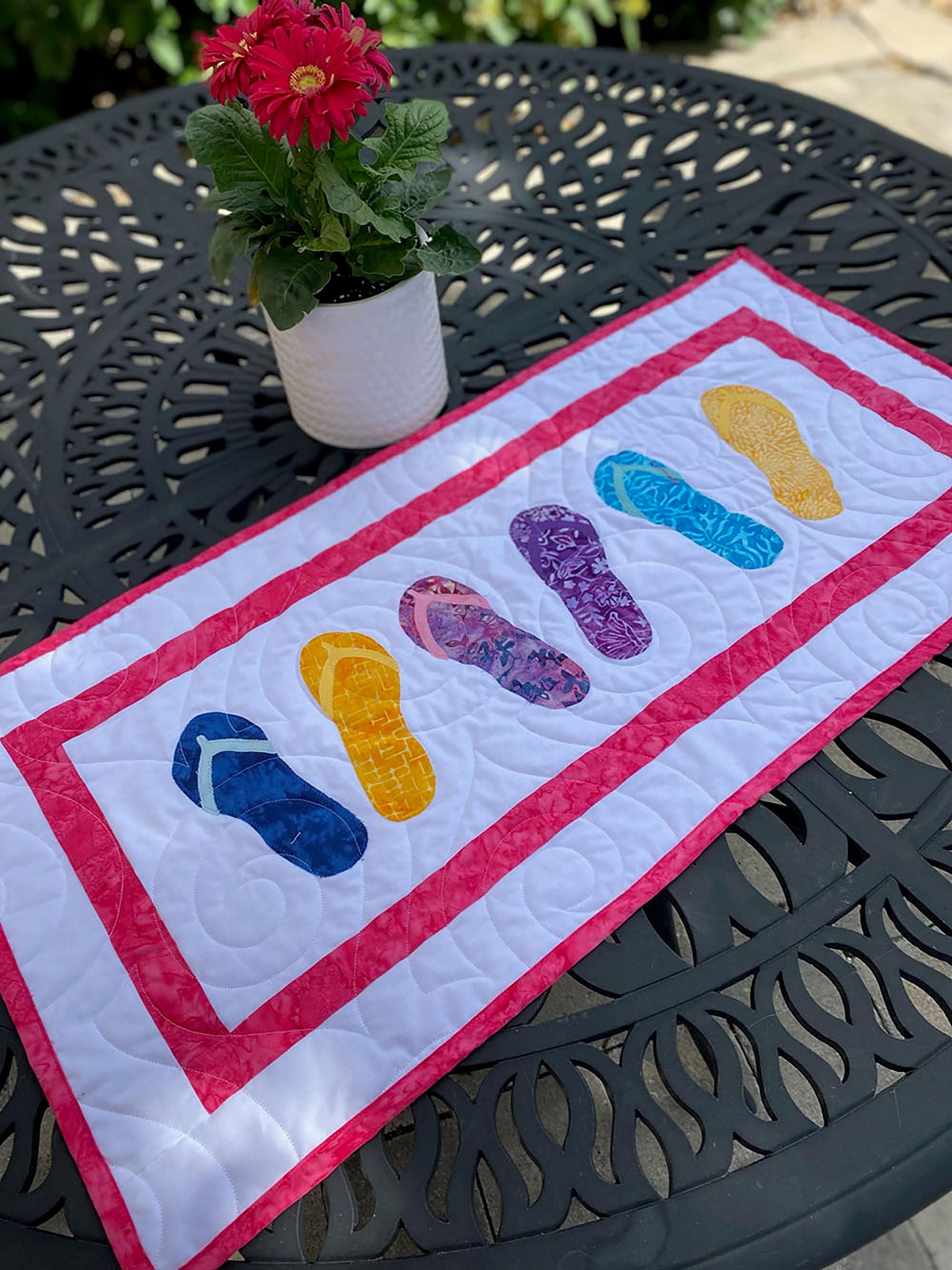 Flip Flop Hop Table Runner - PDF - Digital Pattern - Etsy