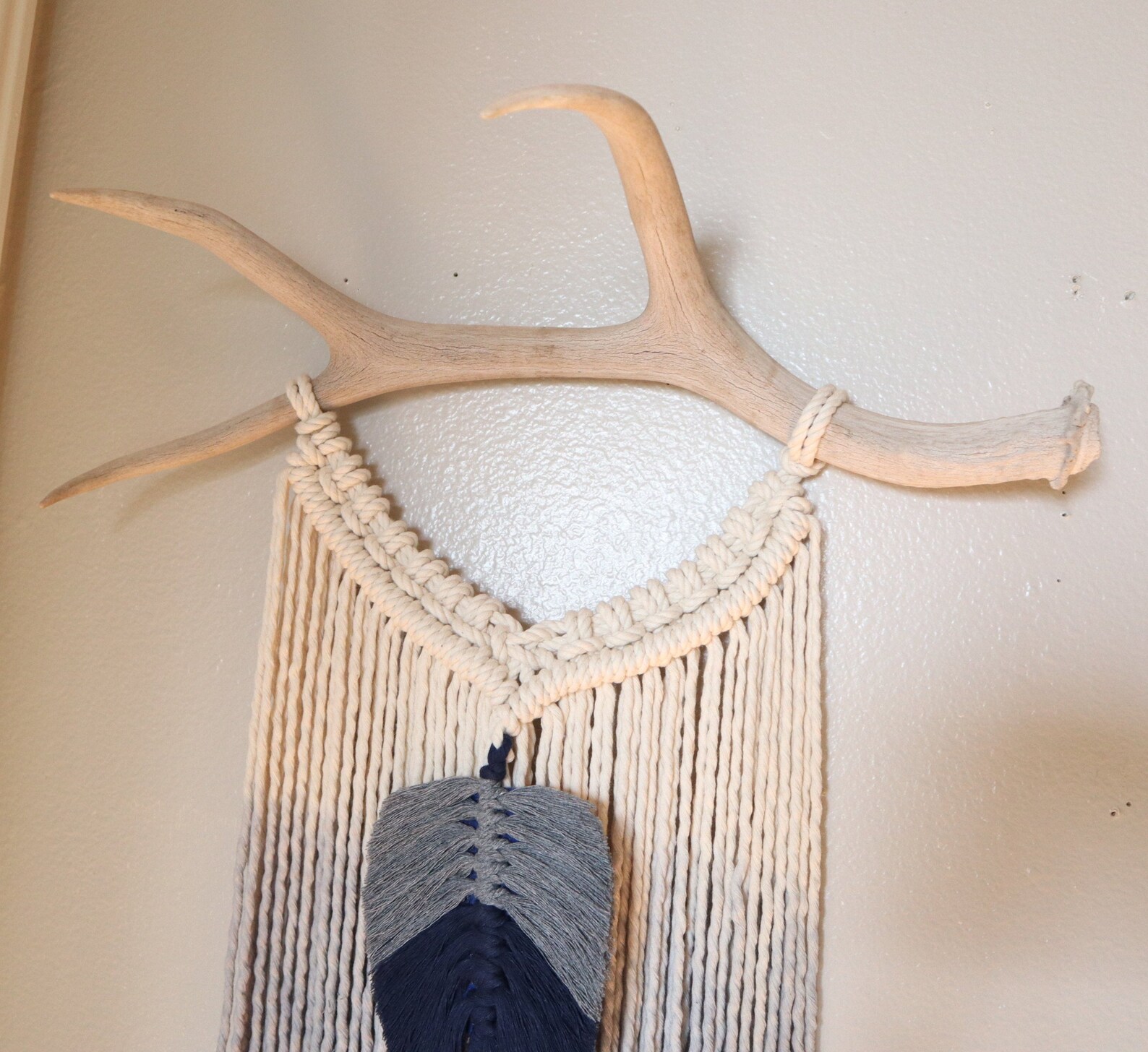 Antler Macrame Leaf Wall Hanging - Etsy