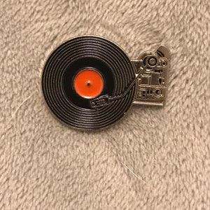 Black & Chrome Enamel Pin Badge. Record Player. LP. Disc - Etsy UK