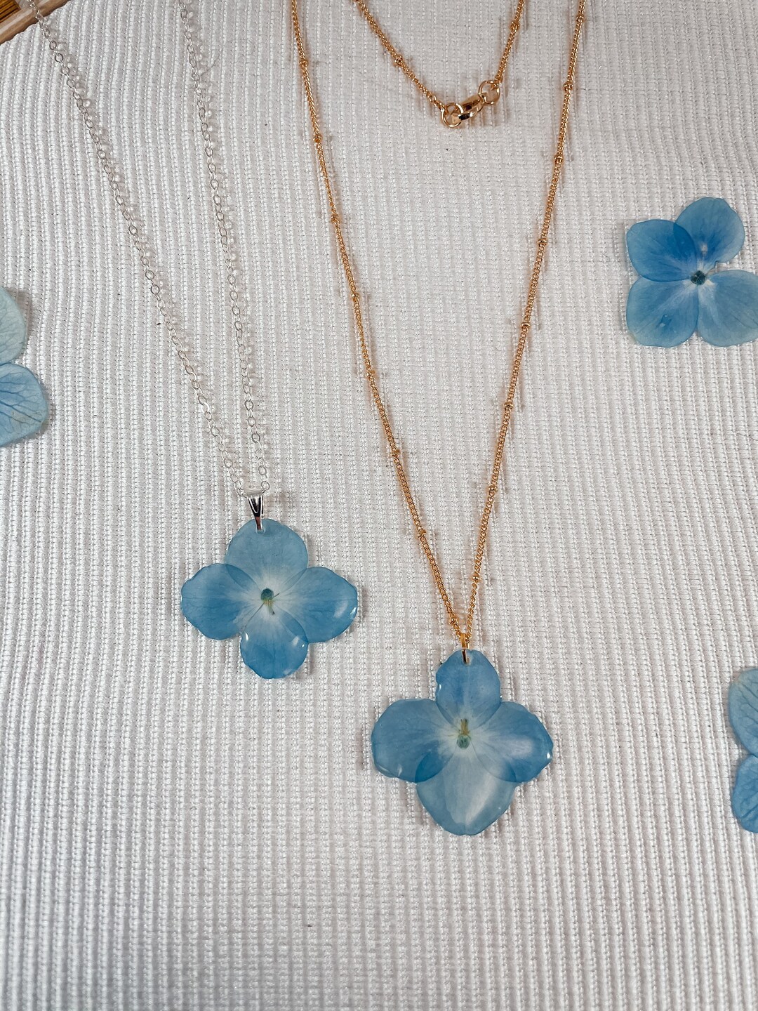 Real Blue Hydrangea Necklace • Pressed Flower Terrarium Jewelry - Etsy