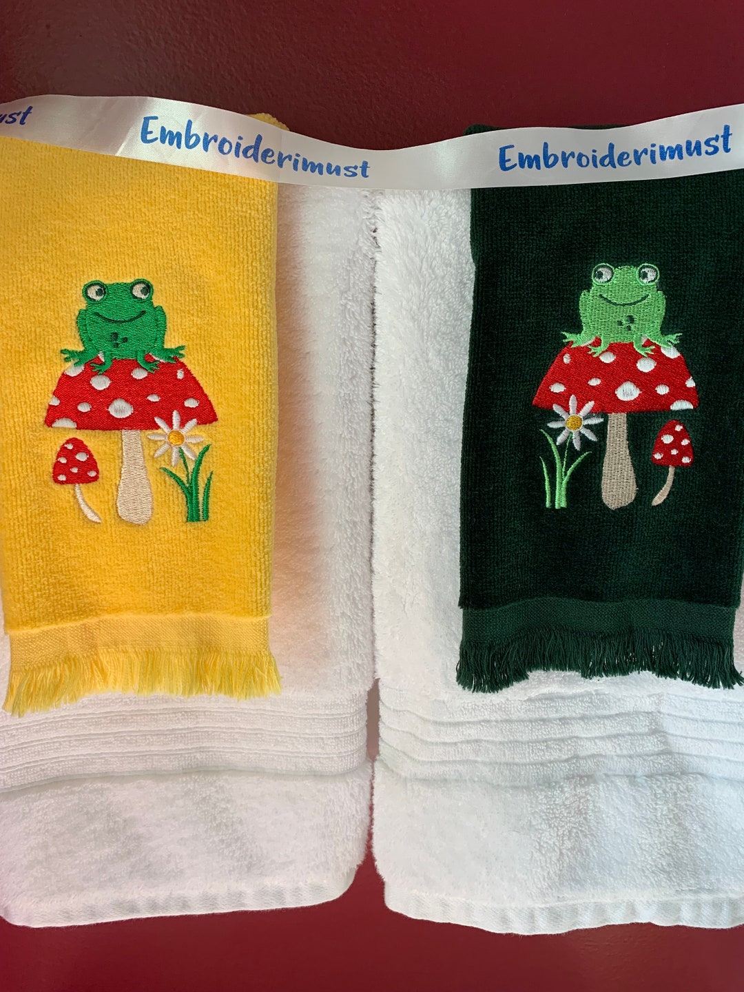 Embroidered Frog Fingertip Guest Towel, Mushroom Decor, Spring Daisy - Etsy
