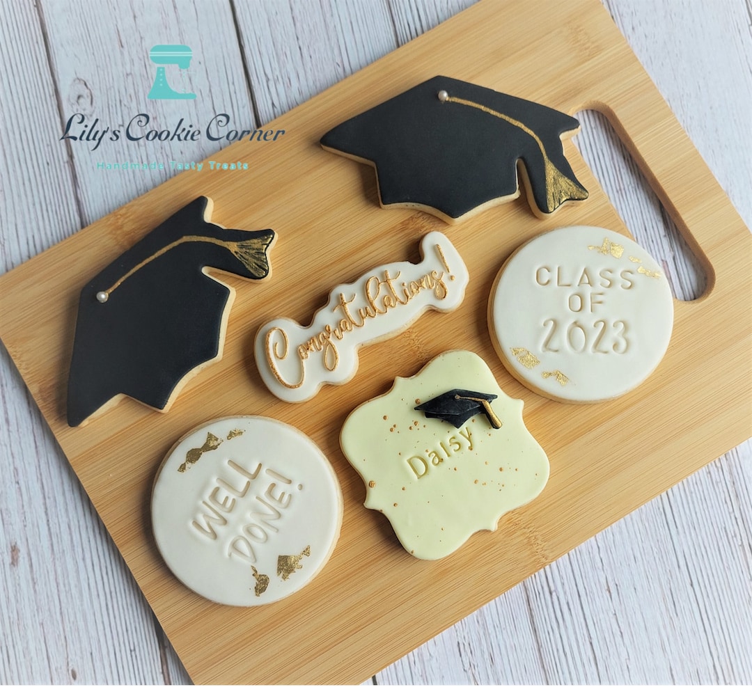 Personalised Graduation Biscuits/ Graduation Cookies/ Graduation Gift ...