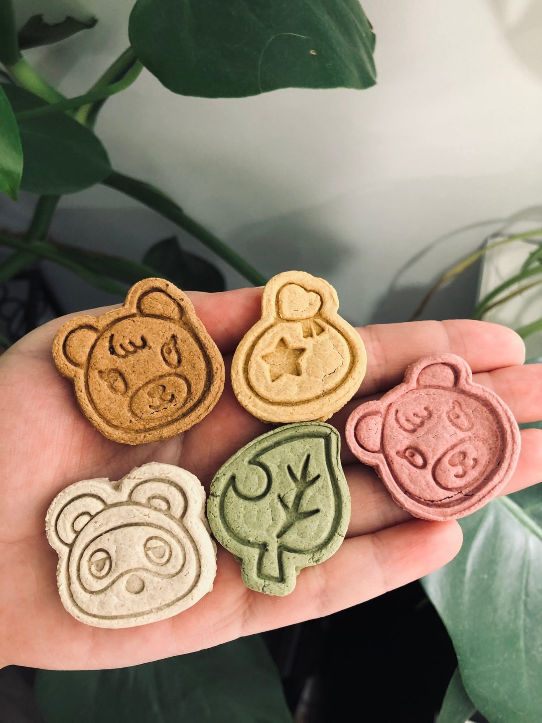 ACNL INSPIRED TREATS, Bunny Treats and Small Animal Treats, Rabbit Food ...