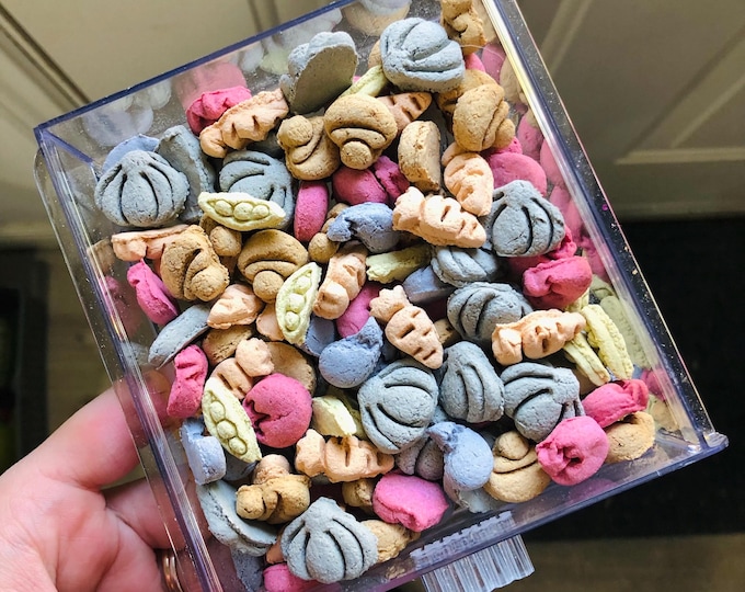 Gourmet Mini Donut Treats for Rabbits | Quality Treats for Rabbits ...