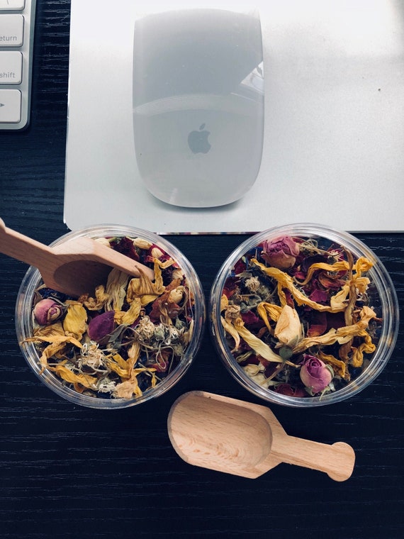 Rabbit Forage Mix Flower and Dried Floral Foraging Treat | Etsy