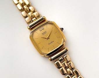 Rare Vintage 1990s 18ct Gold-plated Ladies' Seiko Quartz Watch With Black Dial and Genuine ...