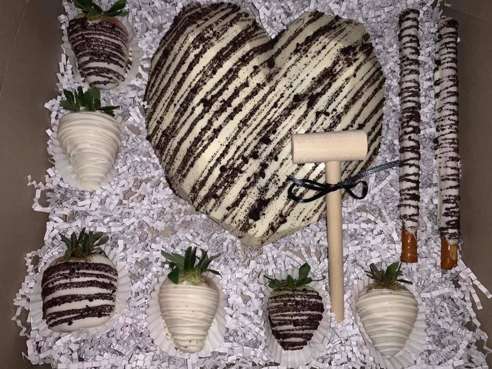 Cookie Crumble Breakable Heart Gift Box | Etsy