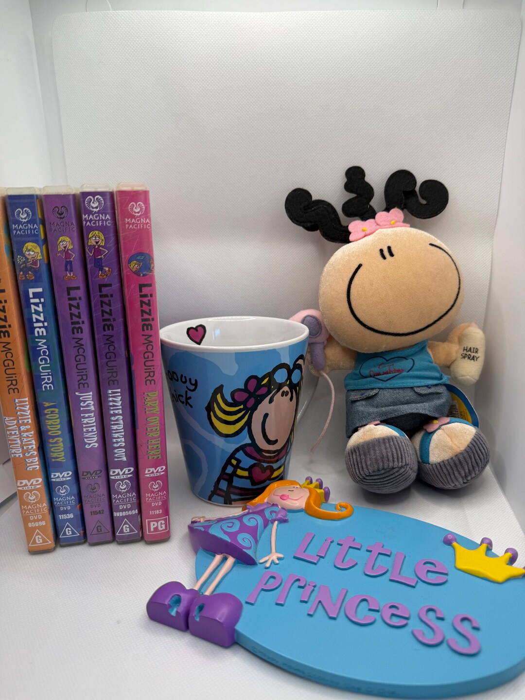 Y2K Bundle Lizzie Mcguire Groovy Chic Plushy Mug Door Placque & Dvds ...