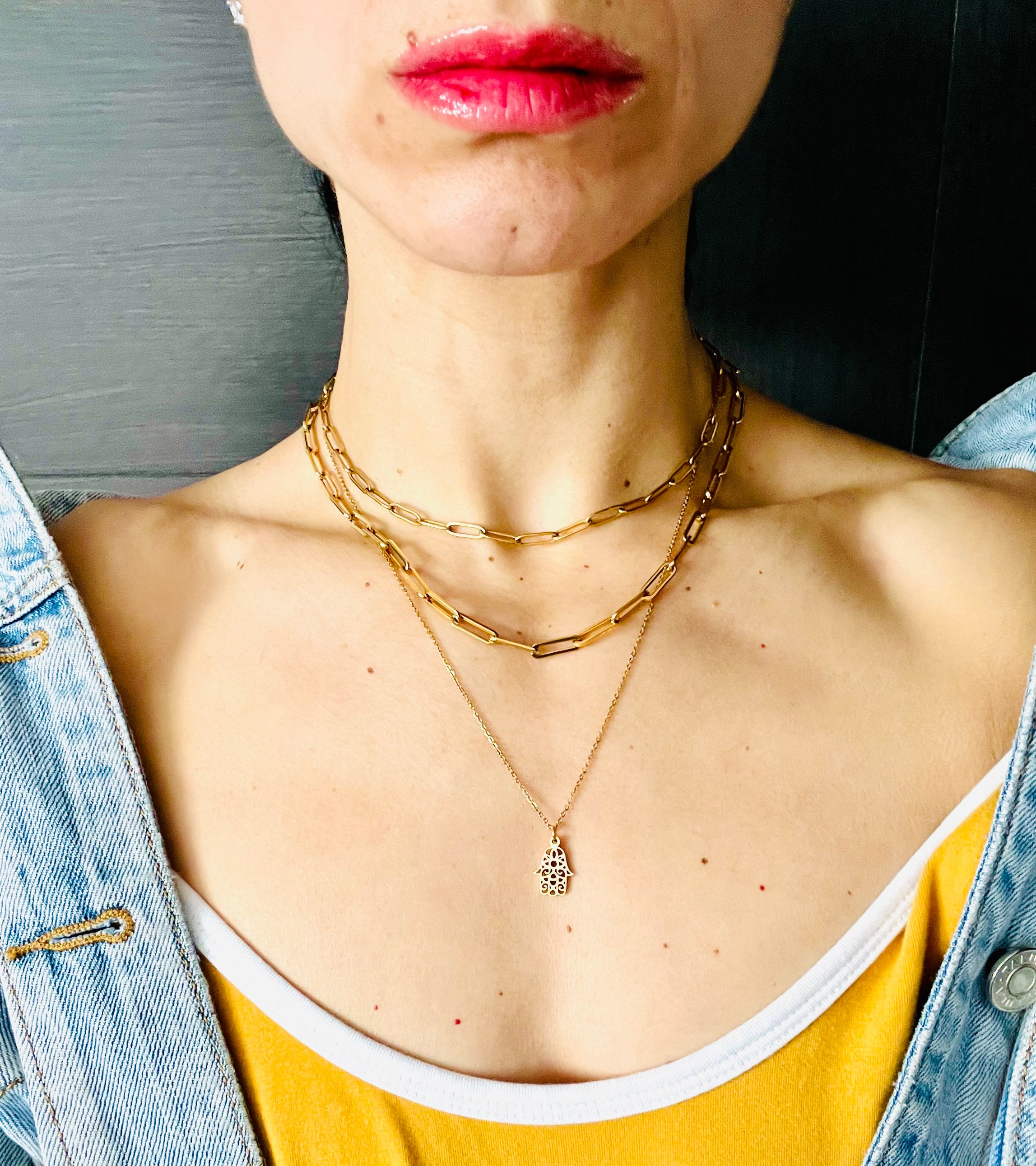 Gold aegis chain necklace store