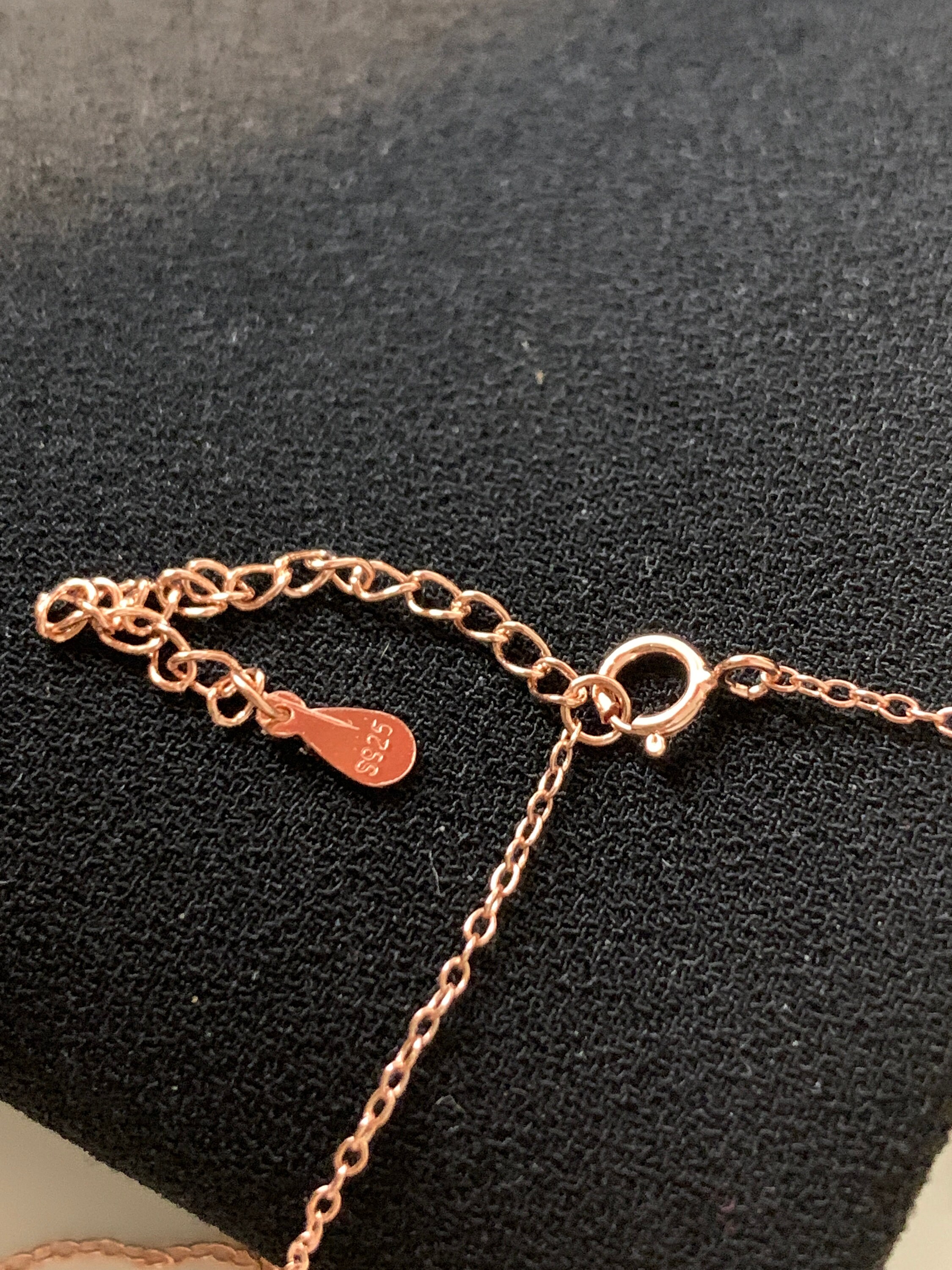 Collar de oro rosa de 'borlas' de amatista, elegante collar de piedra ...