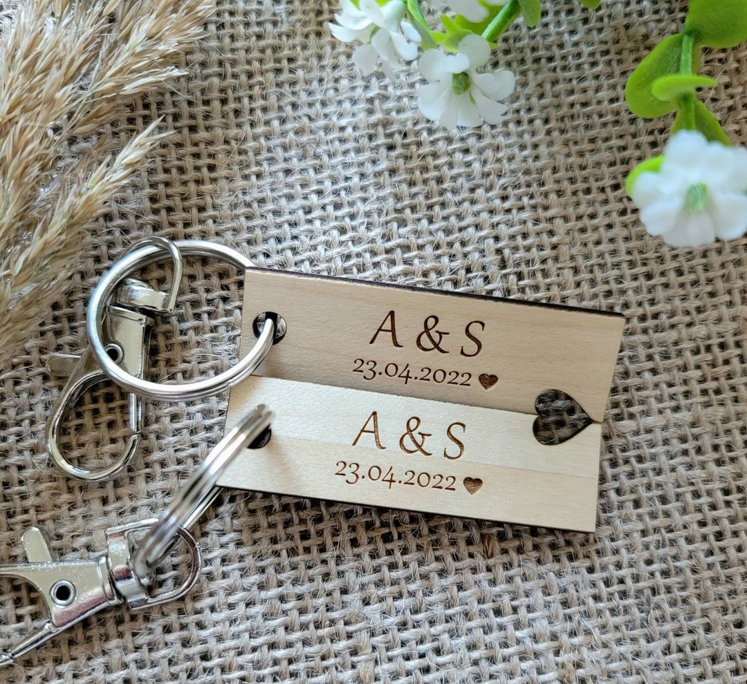Personalized Maple Wood Couple Key Ring - Etsy