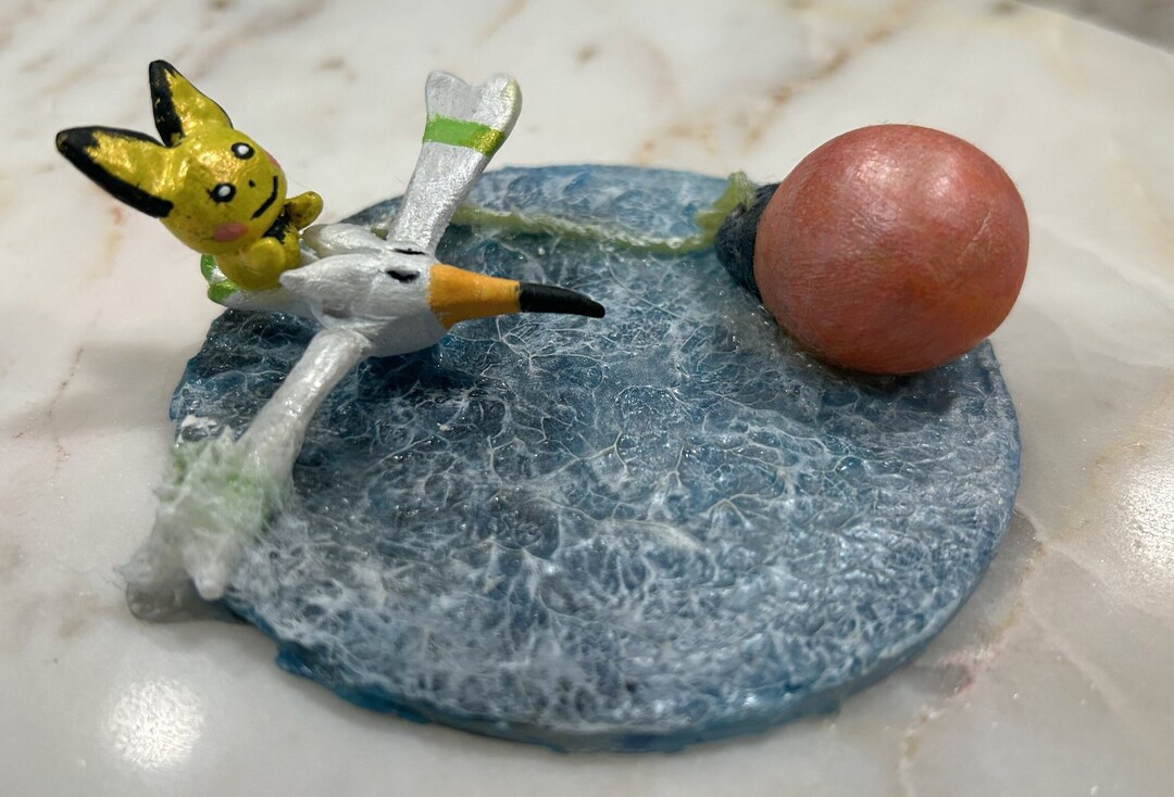 Pichu Flying on Shiny Wingull Diorama - Etsy