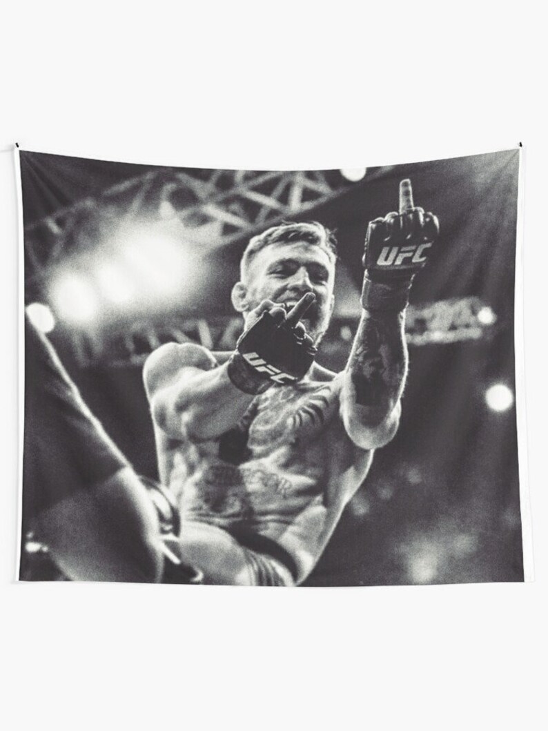 Conor Mcgregor Middle Finger - Notorious Tapestry, Conor Mcgregor ...