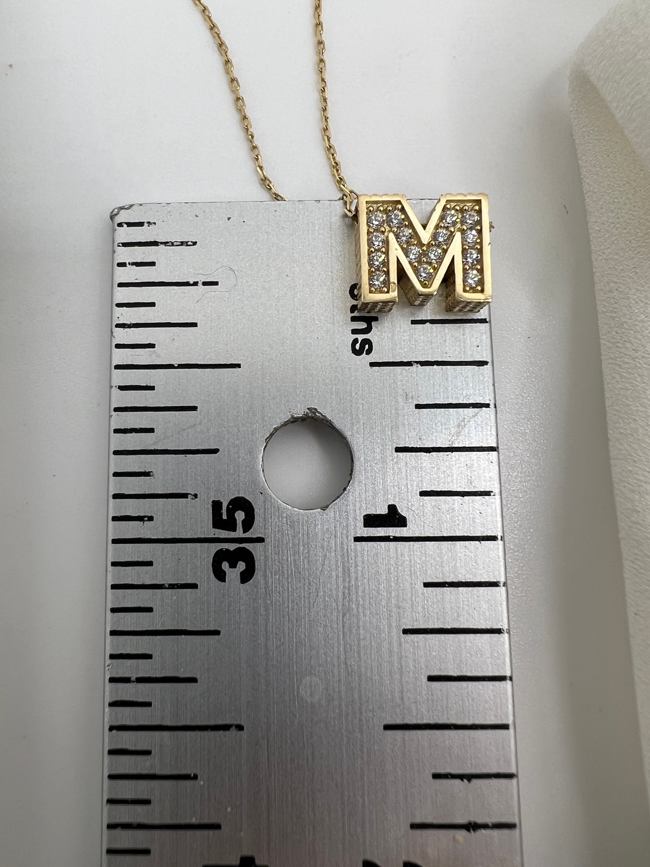 14K Solid Gold Buchstaben Halskette, Lette M, Alphabet Anhänger ...