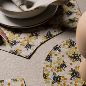 Placemat Set for Round Table With Bees, Bumblebee Reversible Mats, Busy ...