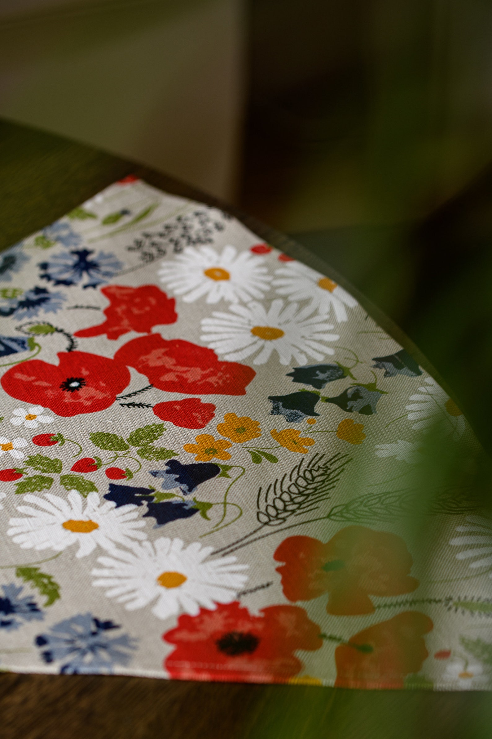 Round Two Sided Table Placemats Floral Placemats for Round - Etsy