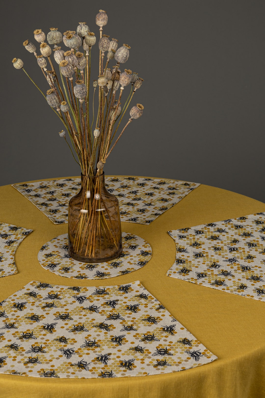 Placemat Set for Round Table With Bees, Bumblebee Reversible Mats, Busy ...