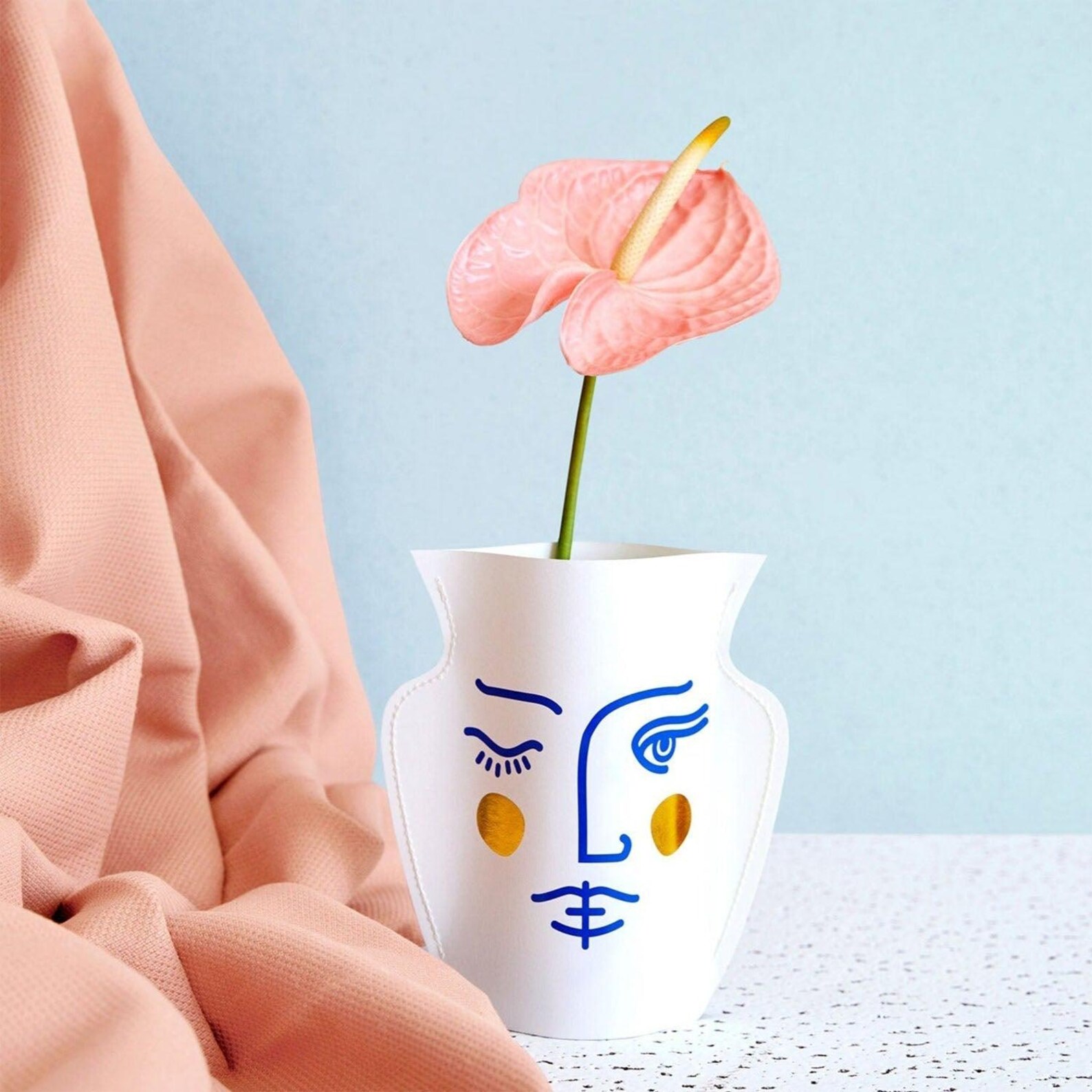OCTAEVO Janus Mini Paper Vase (double-sided) - Water-resistant Paper ...