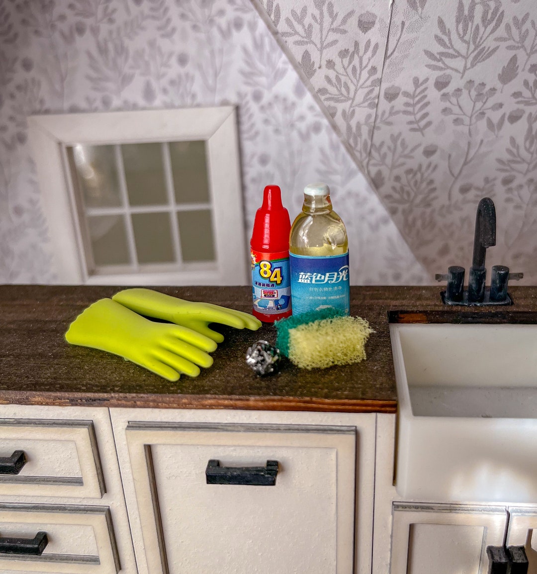 Dollhouse 1/12 Scale Miniature Set of Cleaning Supplies - Etsy