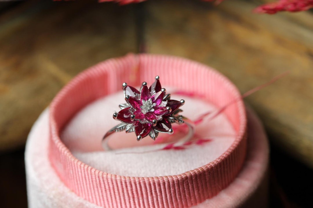 Lotus Floral Ring, Unique Floral Engagement Rings for Woman, Unique ...