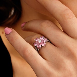Eda Yildiz Ring, Hande Ercel Magnolia Pink Flower Ring, Sen Cal Kapimi ...