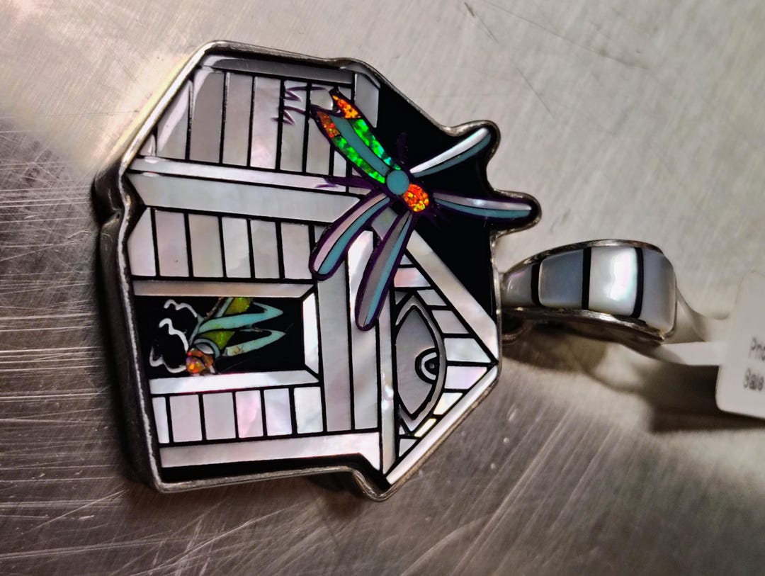 Billy Strings Home Pendant, David Freeland Jr - Etsy