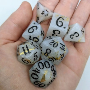 Channel Divinity 7 Piece D&D Dice Set - Etsy