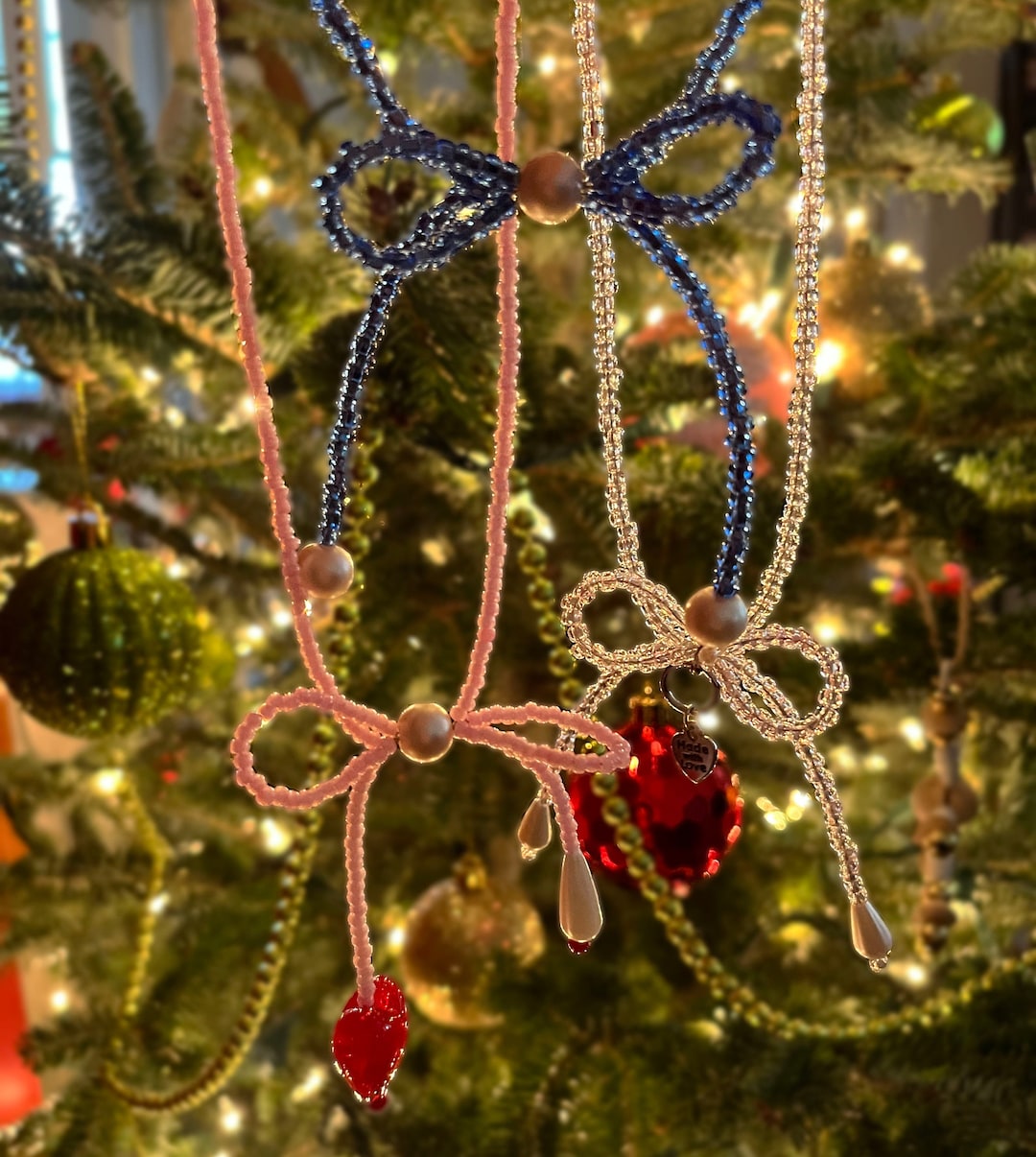 Beaded Bow Necklace. Made to Order. - Etsy