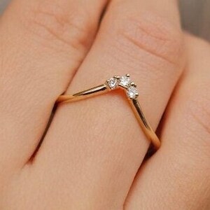 18K Dainty V Shaped Engagement Ring, 18K Solid Gold Chevron Wedding Ring Set, Diamond Pave ...