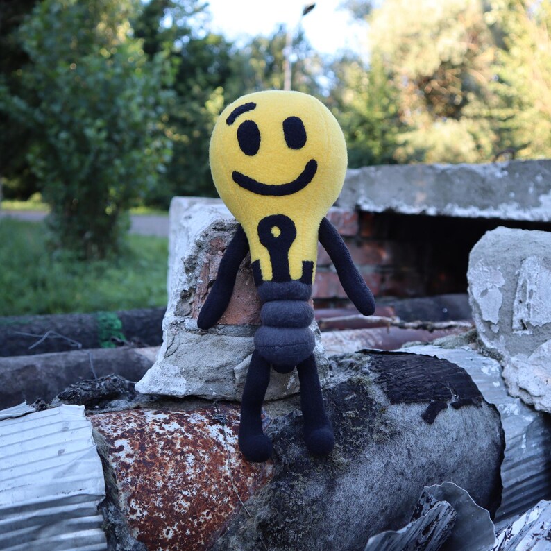 Lightbulb Plush Inanimate Insanity Inspired, the Bright Leader ...