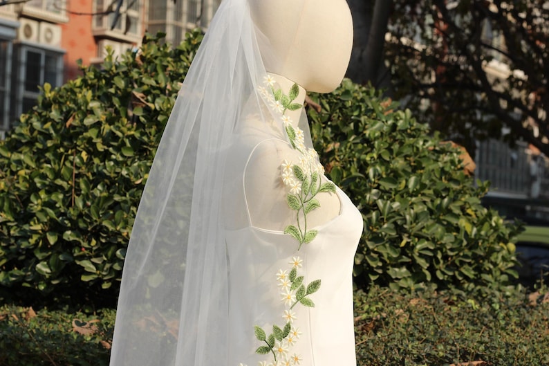 Leaves Greenery Wedding Veil,boho Floral Bridal Veil,leaf Embroidery ...